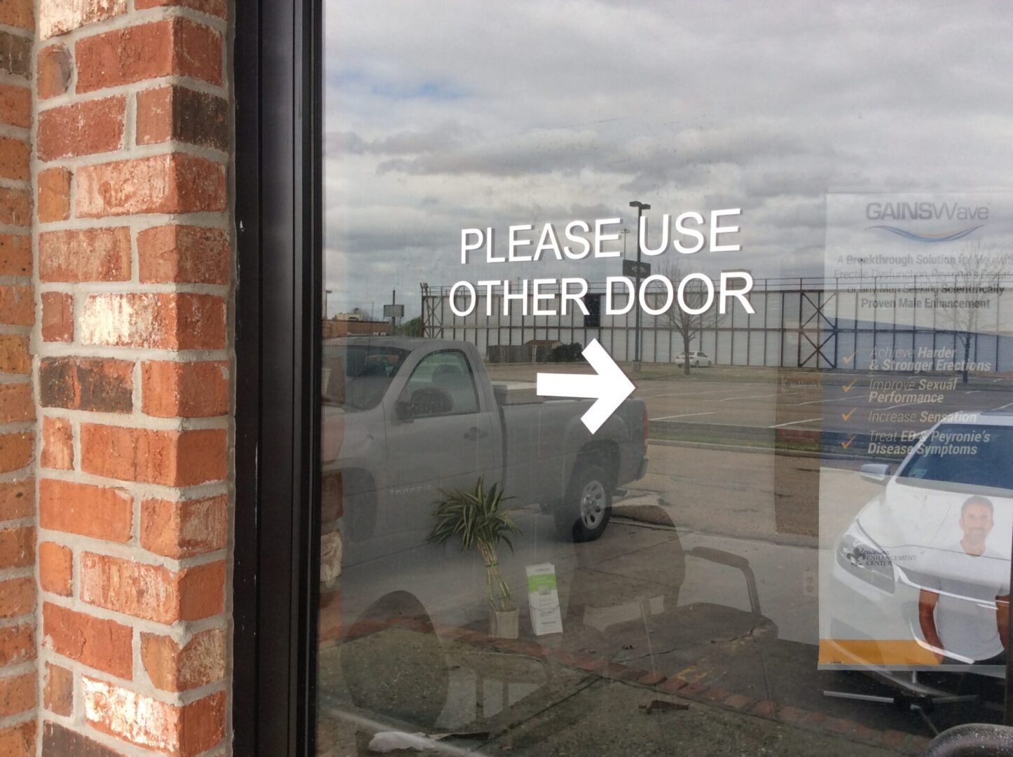 Window Lettering - Quick & Quality in Baton Rouge